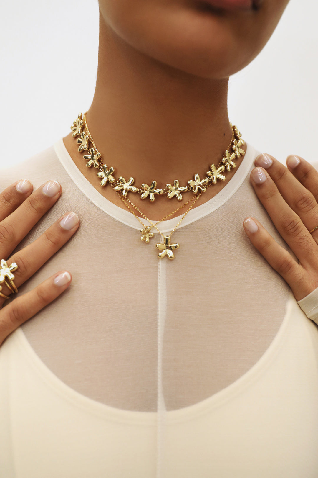 Small Daisy Pendant | Dinosaur Designs