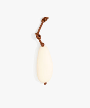 Pebble Keyring | Cream